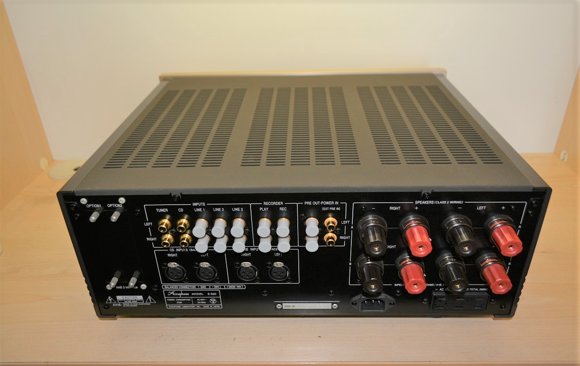 販売終了： 中古品：Accuphase E-560 CLASS-A ステレオ プリメインアンプ 中古品 オーディオ専門店AVBOX