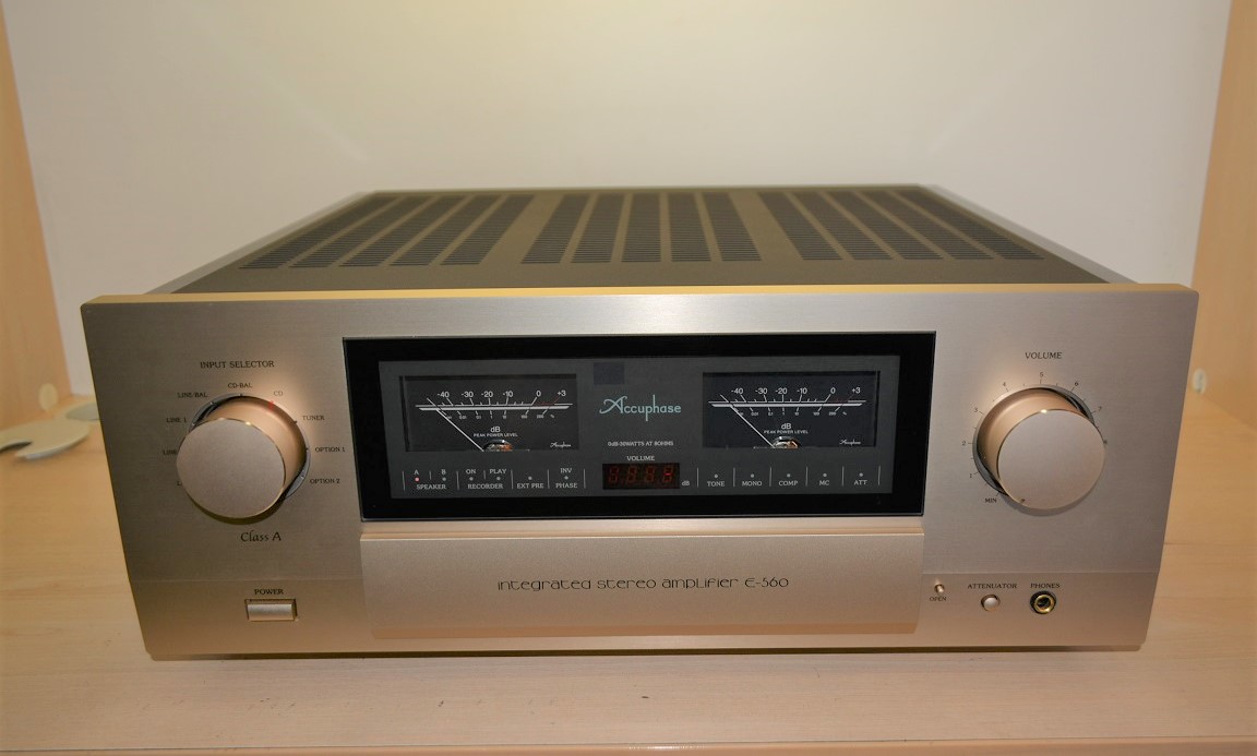 販売終了： 中古品：Accuphase E-560 CLASS-A ステレオ プリメインアンプ 中古品 オーディオ専門店AVBOX