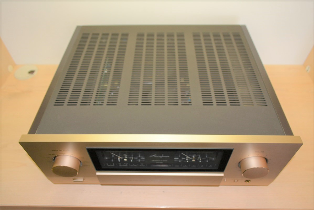 販売終了： 中古品：Accuphase E-560 CLASS-A ステレオ プリメインアンプ 中古品 オーディオ専門店AVBOX